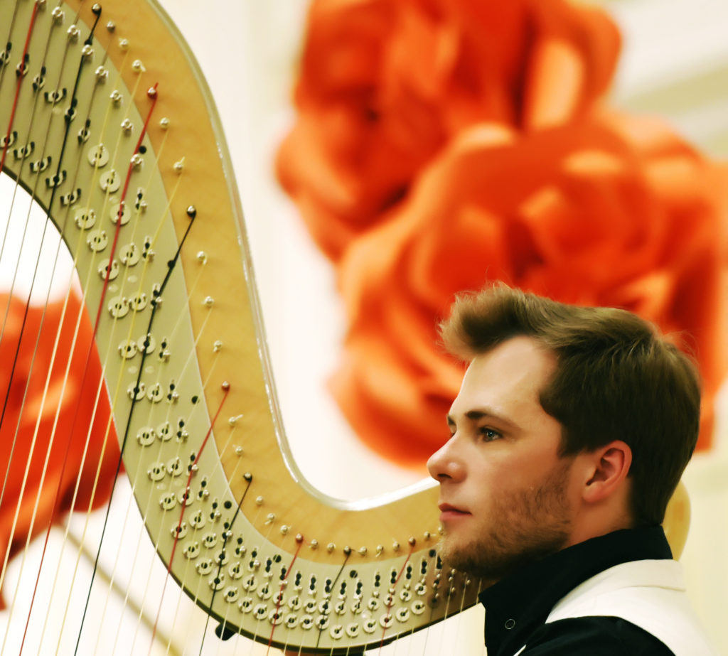 Alexander Boldachev, harpiste d’ouvertures | Crescendo Magazine