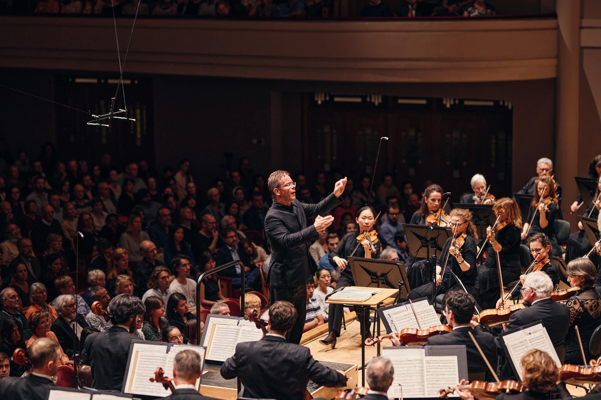 Anthony Hermus prend la tête du Belgian National Orchestra | Crescendo ...
