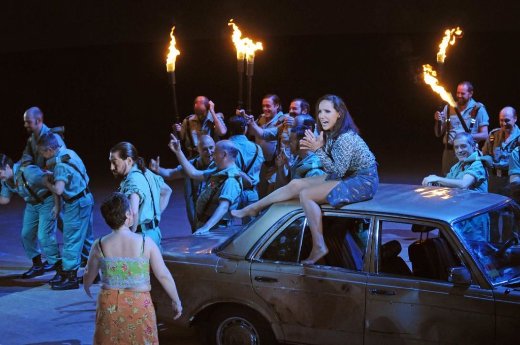 La célèbre « Carmen » revisitée par Calixto Bieito revient au Liceu ...